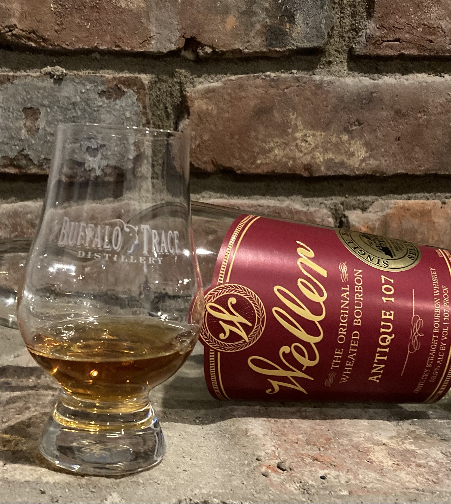 Old Weller Antique 107 Bourbon In-Depth Review – Debonair Gentlemen